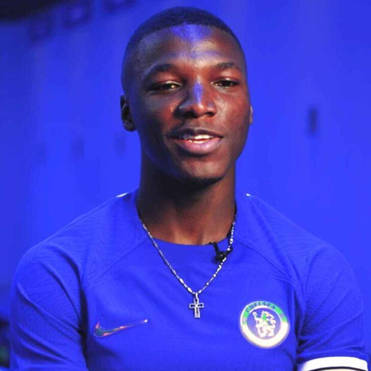 Is Moises Caicedo Muslim? The Truth Behind His Full Time Prayer Poses ...