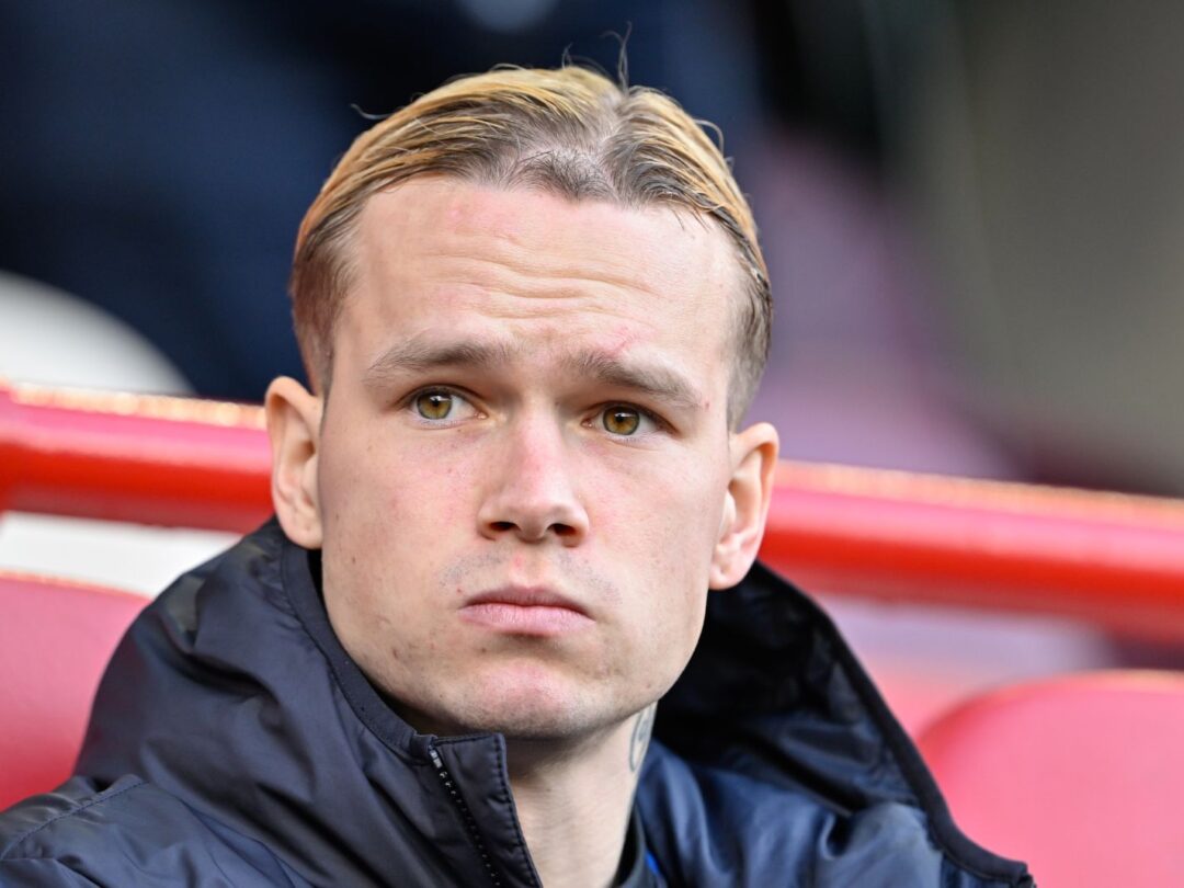 Look: Mykhaylo Mudryk Rocks New Ponytail Look Amid Receding Hairline ...