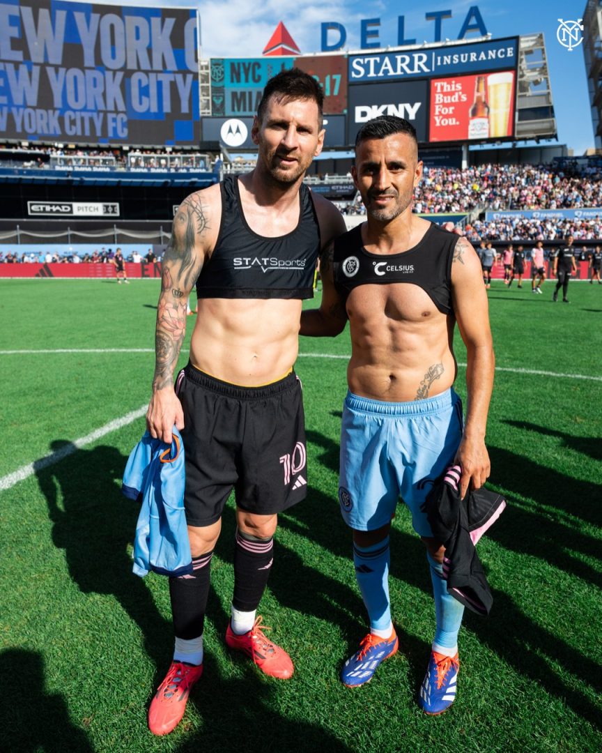 Lionel Messi Height Surprise: Rare Photos of the GOAT Standing Tall ...