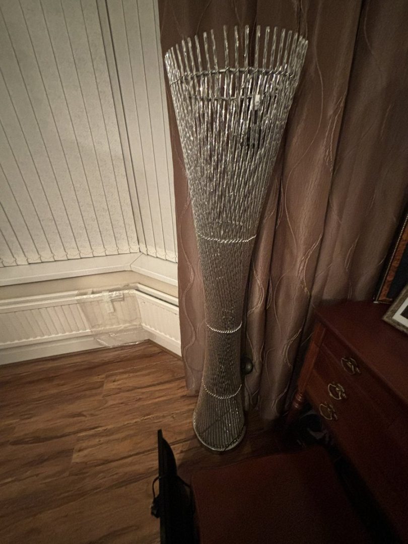 Fan Realizes His Nan’s Floor Lamp Looks Just Like the Europa Conference ...