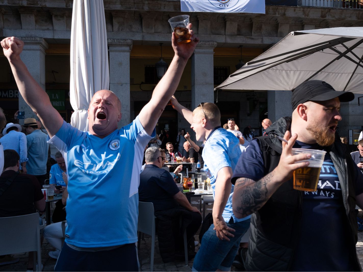 The Catchy Status Quo-Inspired Chant Uniting Man City Fans During Tough ...