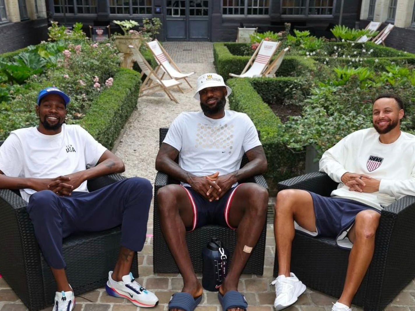 NBA Legends Get Together for a Group Photo, But it Backfires Big Time ...