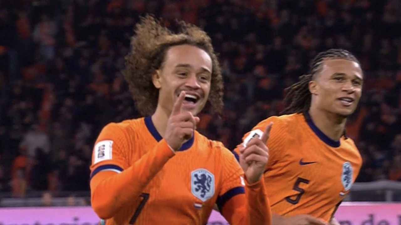 Tottenham Star Xavi Simons Brings Back His Barcelona Era Look – Thick ...