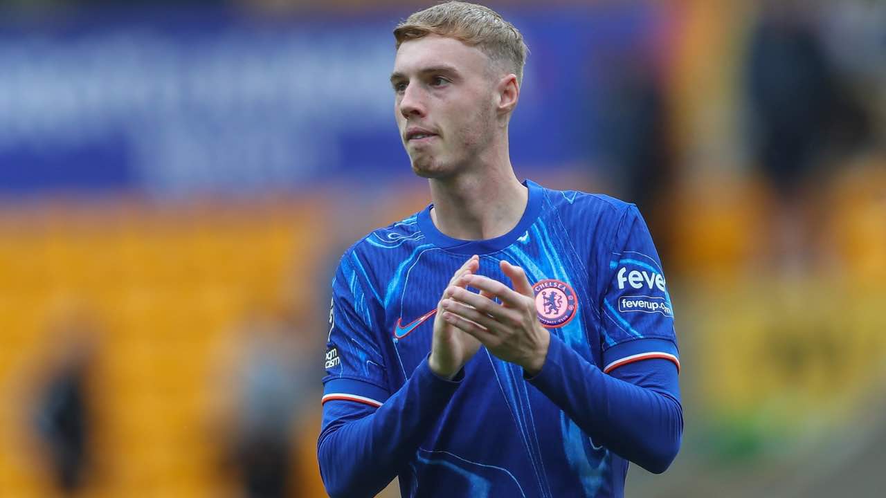 Cole Palmer Nods Approval as Chelsea Fans Boo Ex-Teammate Noni Madueke ...