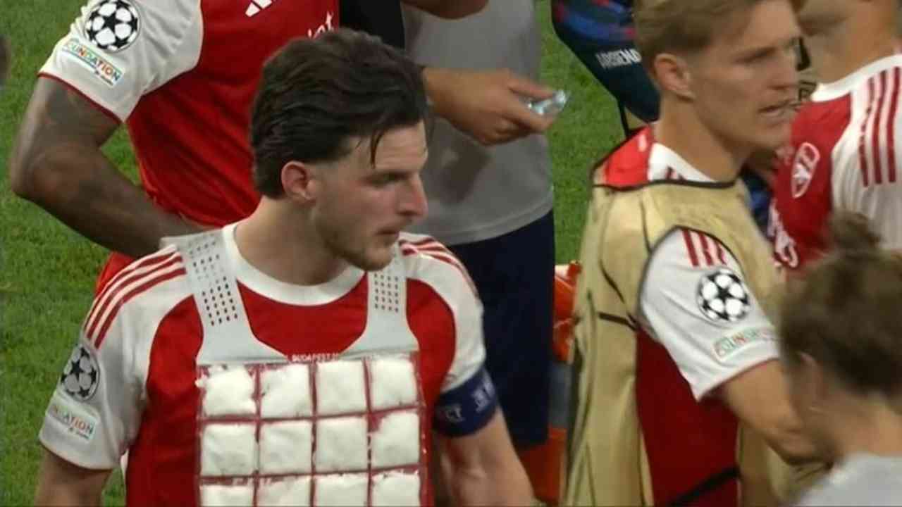 That Strange White Vest On Declan Rice After UCL Final — Here’s What It ...