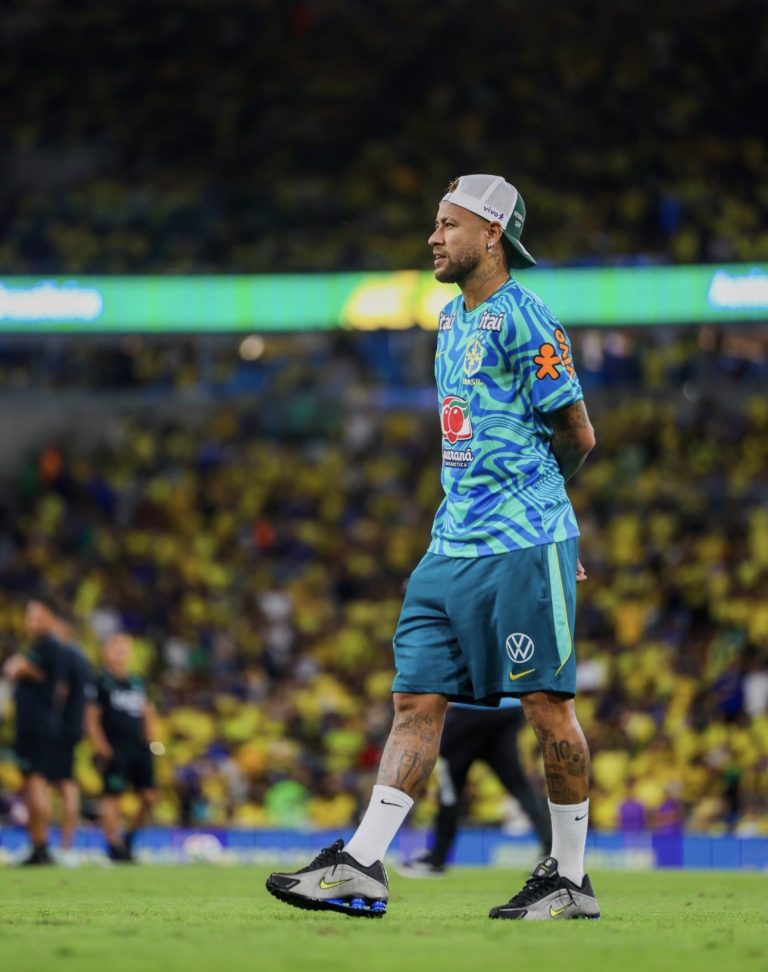 Loving The Nike Sneakers Neymar Wore To Maracana Warmup? Here’s What ...